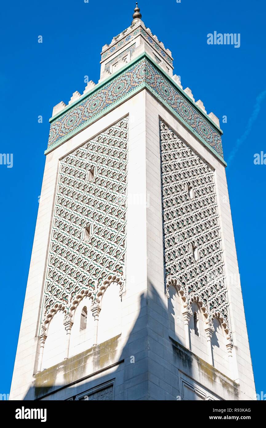 Minaret of the Great Paris Mosque, Paris, France, Europe Stock Photo ...