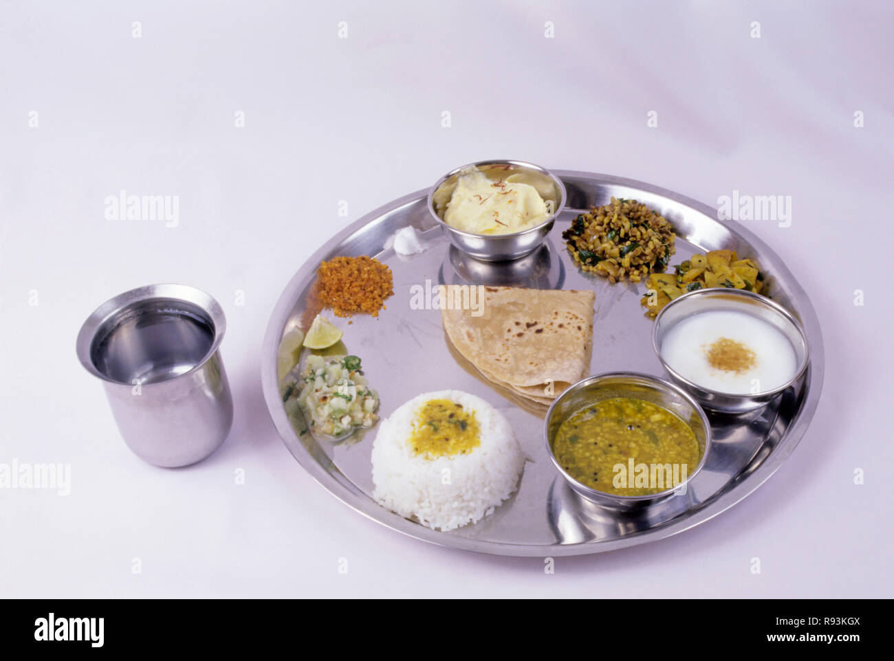 Indian veg lunch hi-res stock photography and images - Alamy