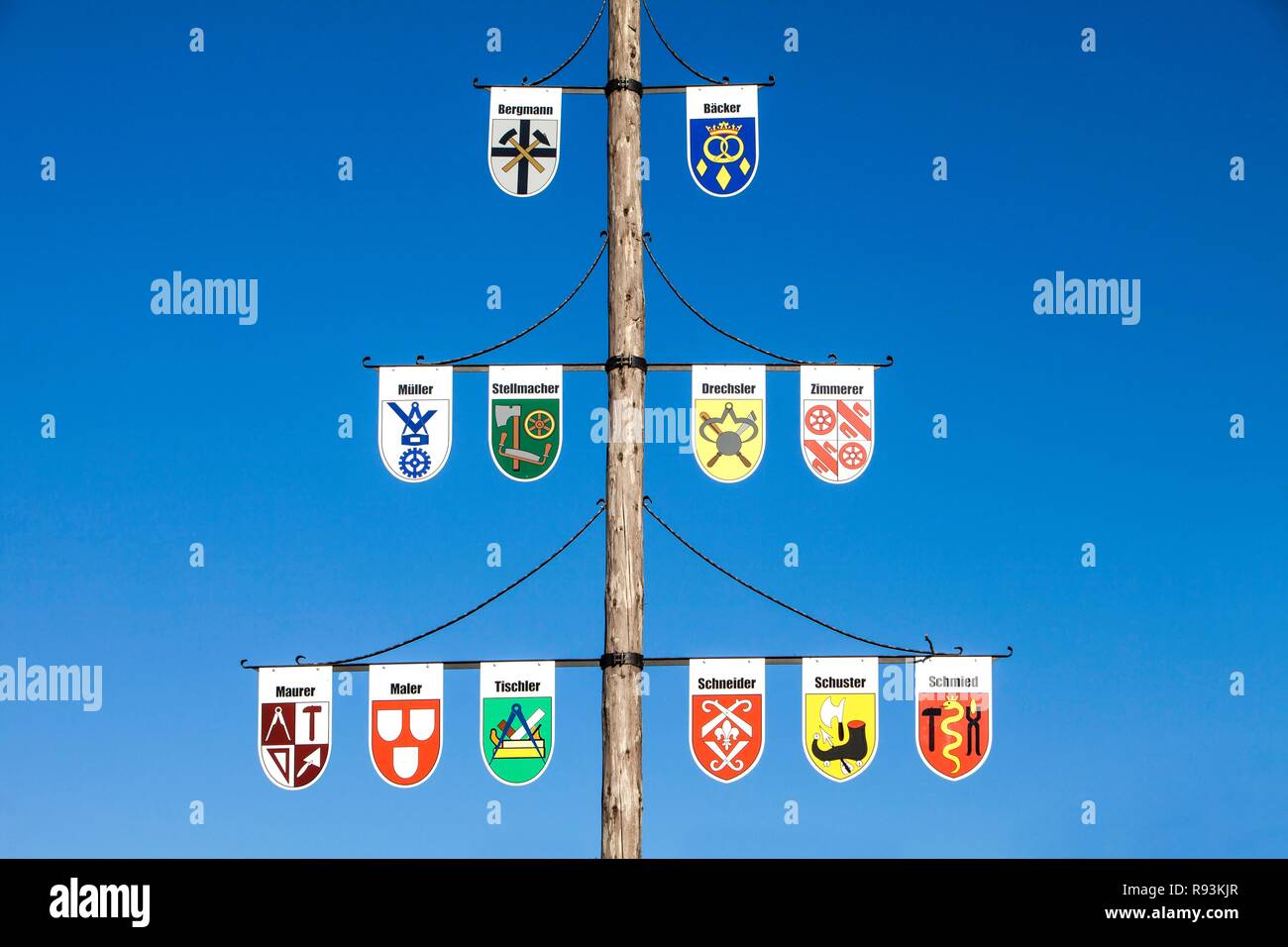 Guild emblems hi-res stock photography and images - Alamy