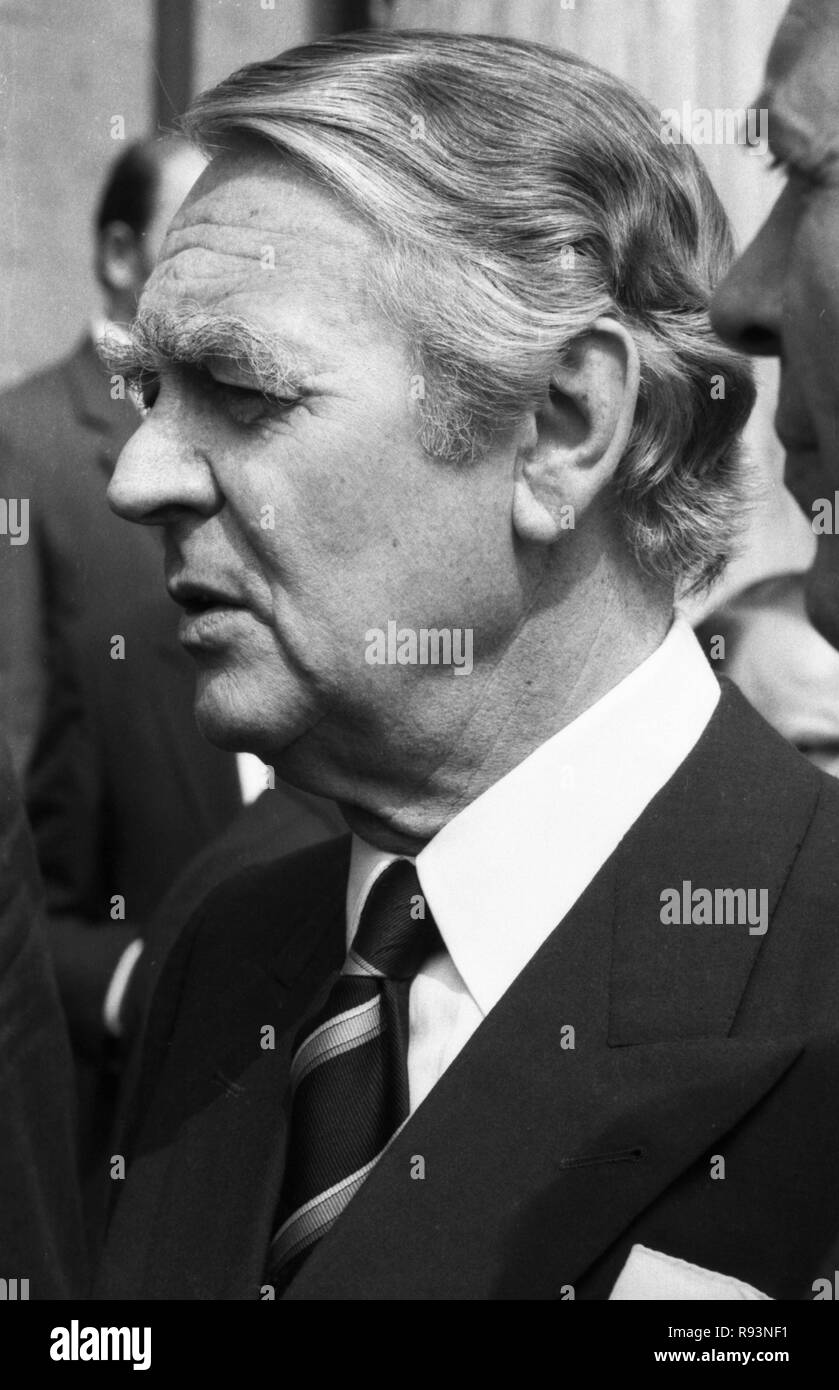 Berthold Beitz, Chairman of the Supervisory Board of the Krupp Group ...