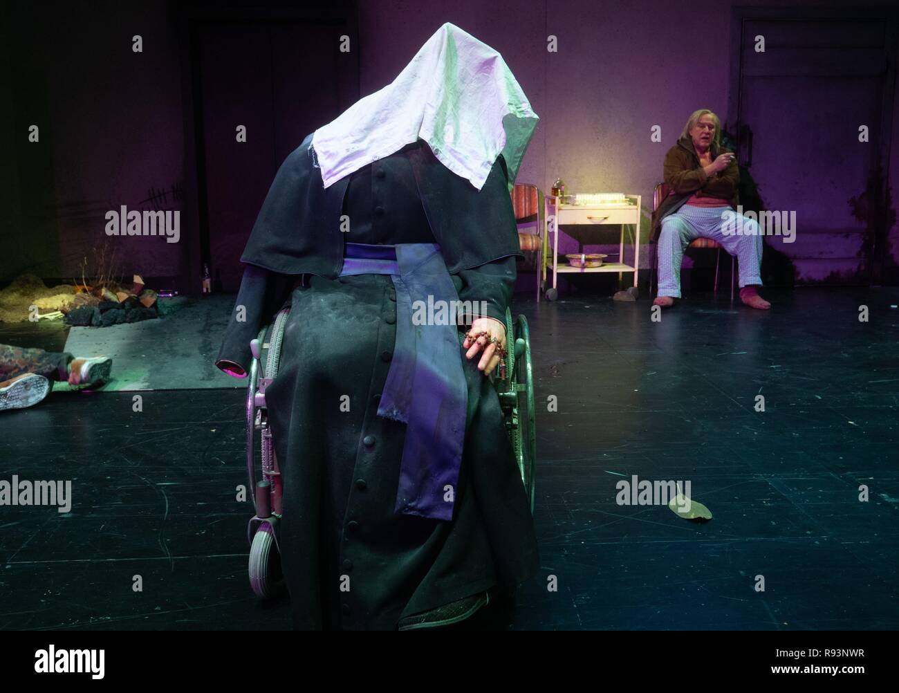 13.12.2018: Actor Josef Ostendorf (r) during a rehearsal of the new ...