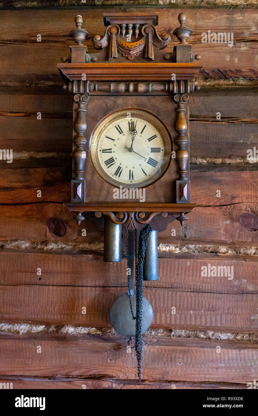 Ancient vintage brass pendulum clock hi-res stock photography and ...