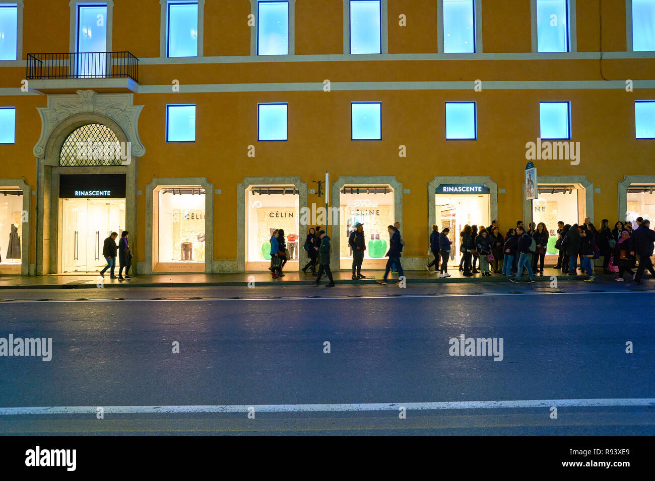 ROME, ITALY - CIRCA NOVEMBER, 2017: Rinascente in Rome at night Stock ...