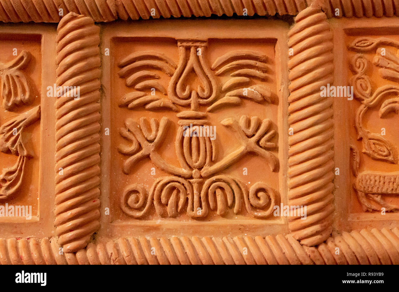 Traditional russian ornament on clay oven tiles Stock Photo - Alamy