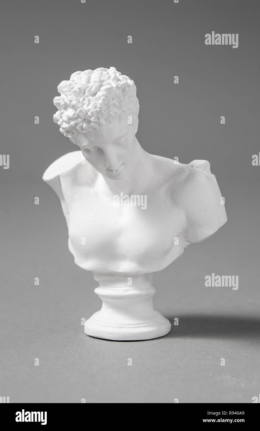 Plaster cast face hi-res stock photography and images - Alamy