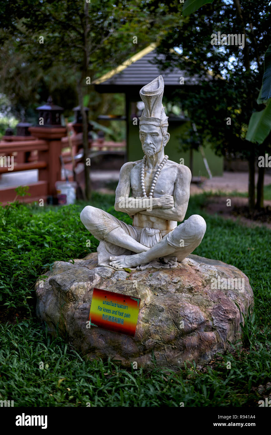 Medical Statues High Resolution Stock Photography and Images - Alamy