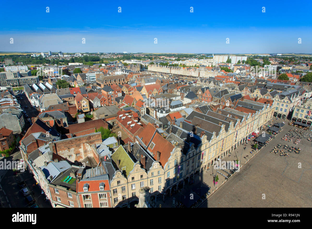 Arras (northern France): cafe terraces, arcades and facade of ...