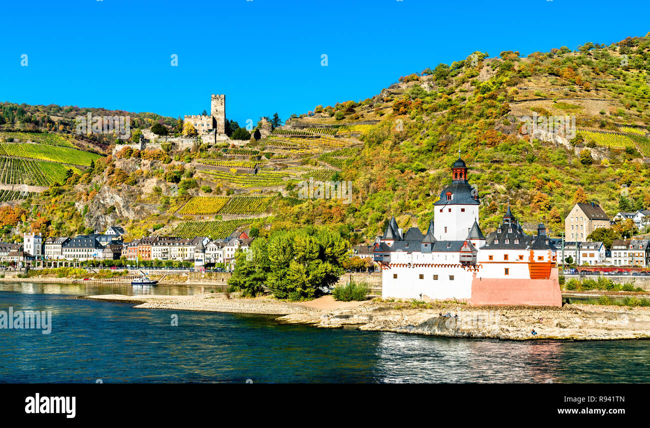Rhine river castles hi-res stock photography and images - Alamy