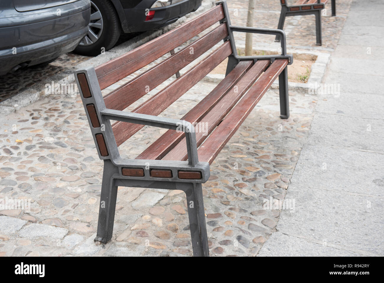 Roadside bench hi-res stock photography and images - Alamy
