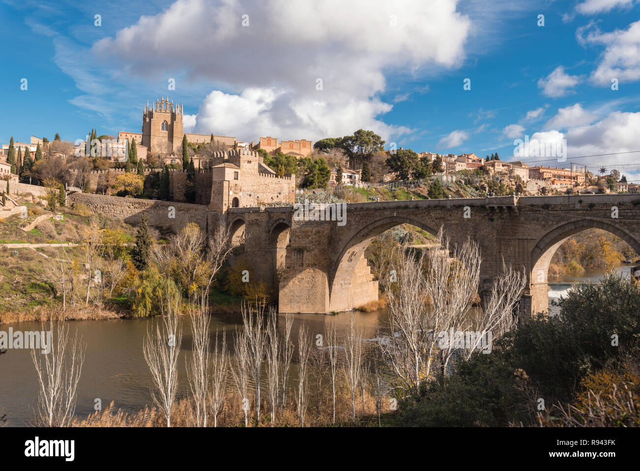 Medieval castile hi-res stock photography and images - Alamy