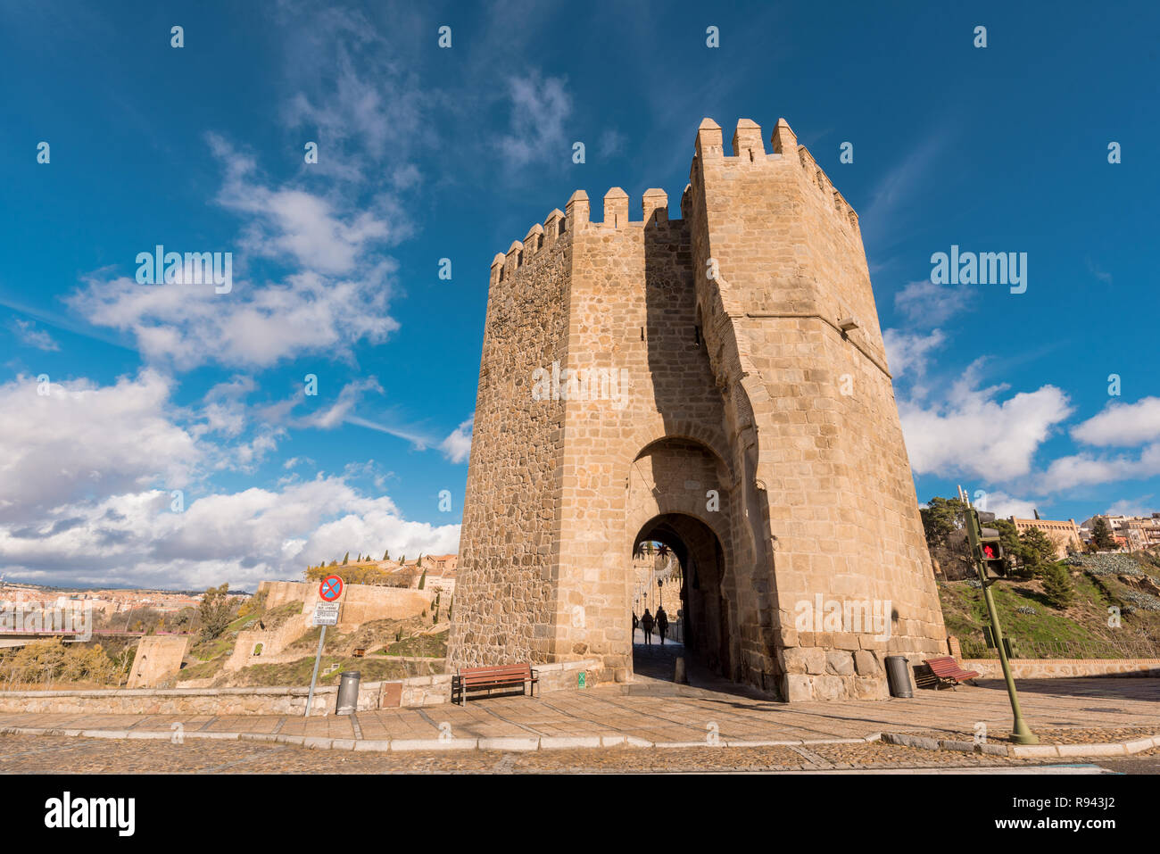Toledo medieval hi-res stock photography and images - Alamy
