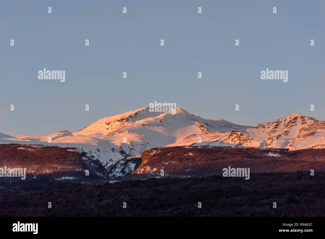 Alpenglow Over Andes Mountains In Patagonia Stock Photo - Alamy