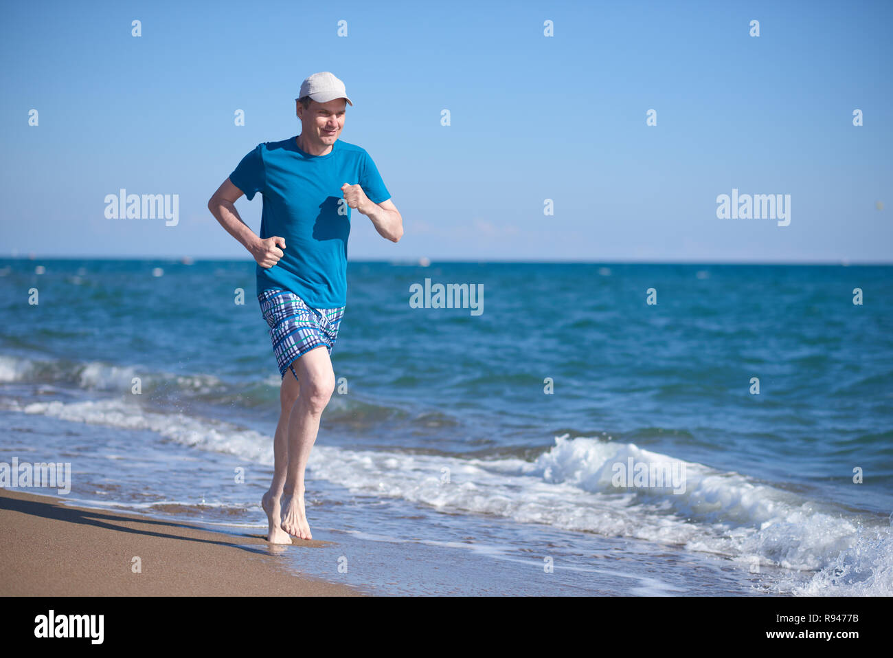Barefoot running hi-res stock photography and images - Alamy