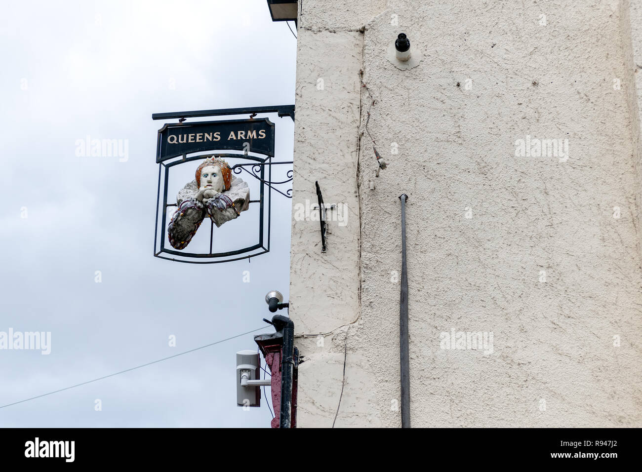 The queens arms hi-res stock photography and images - Alamy