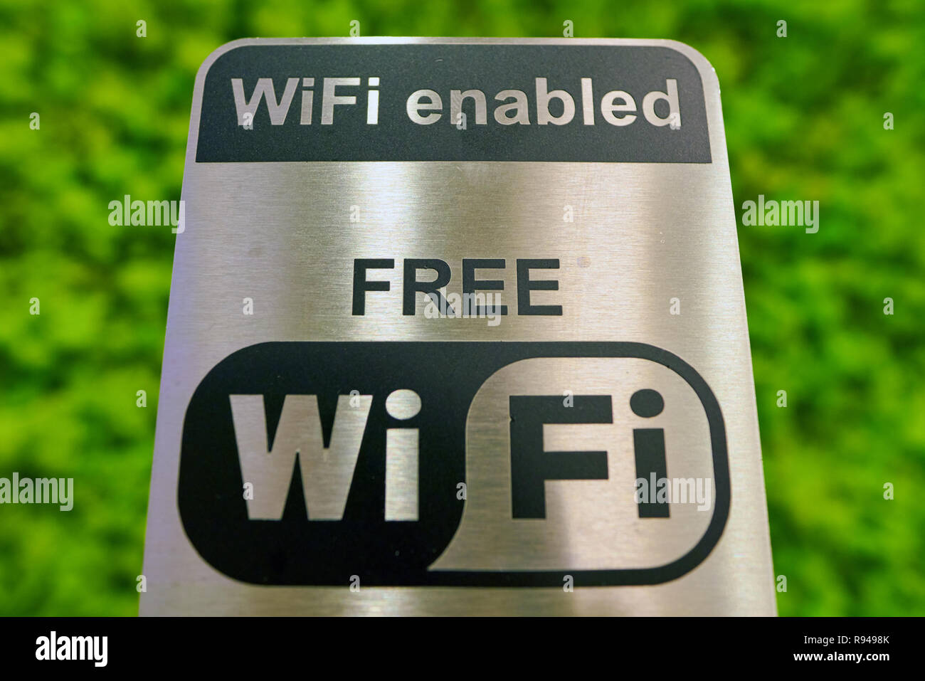 Wi fi area sign hi-res stock photography and images - Alamy