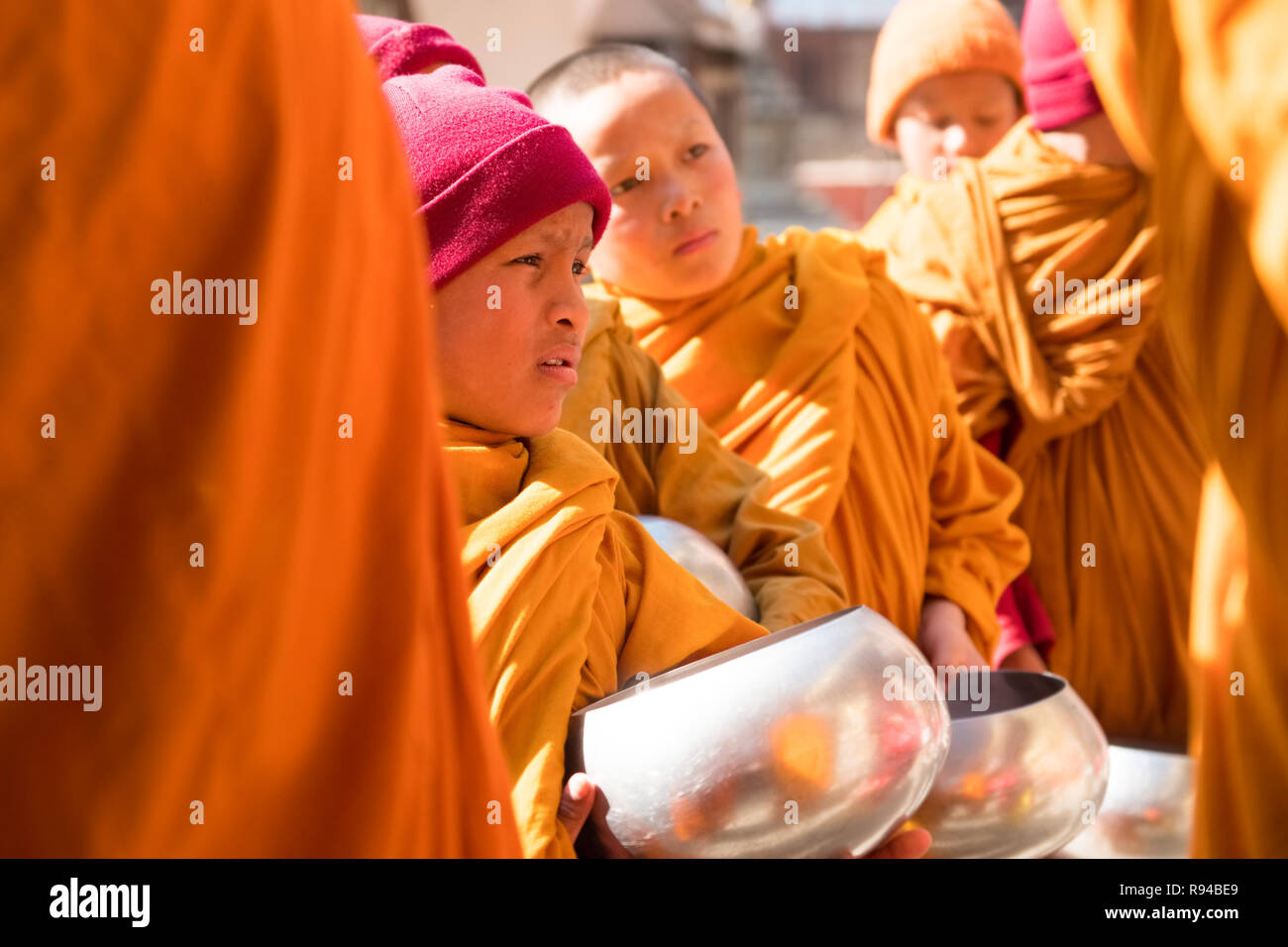Monk robes hi-res stock photography and images - Alamy
