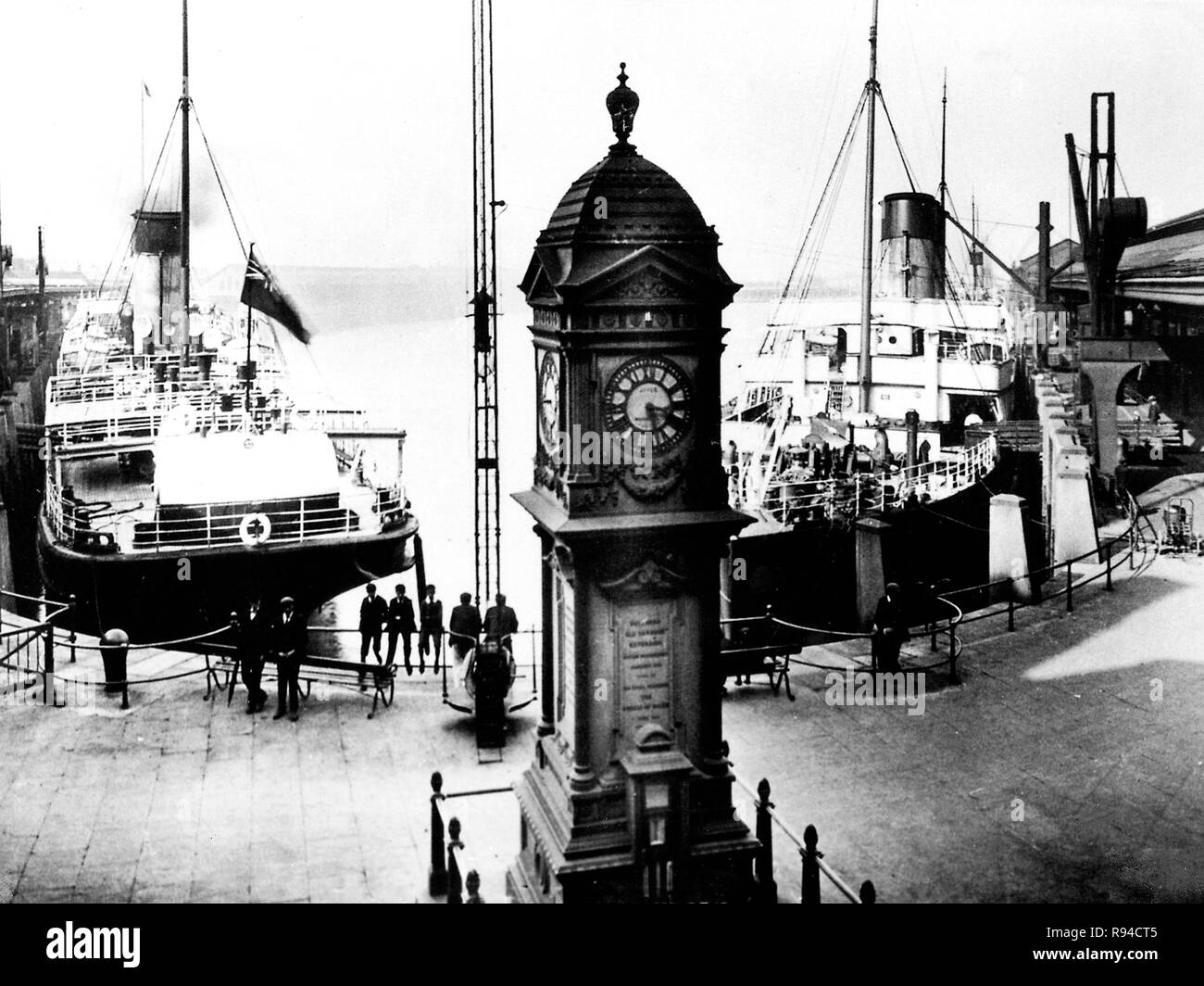 Holyhead docks hi-res stock photography and images - Alamy