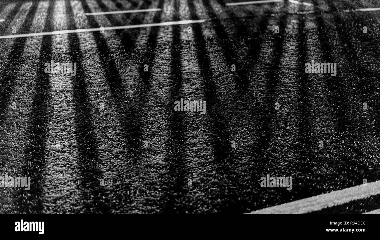 Long fence line hi-res stock photography and images - Alamy