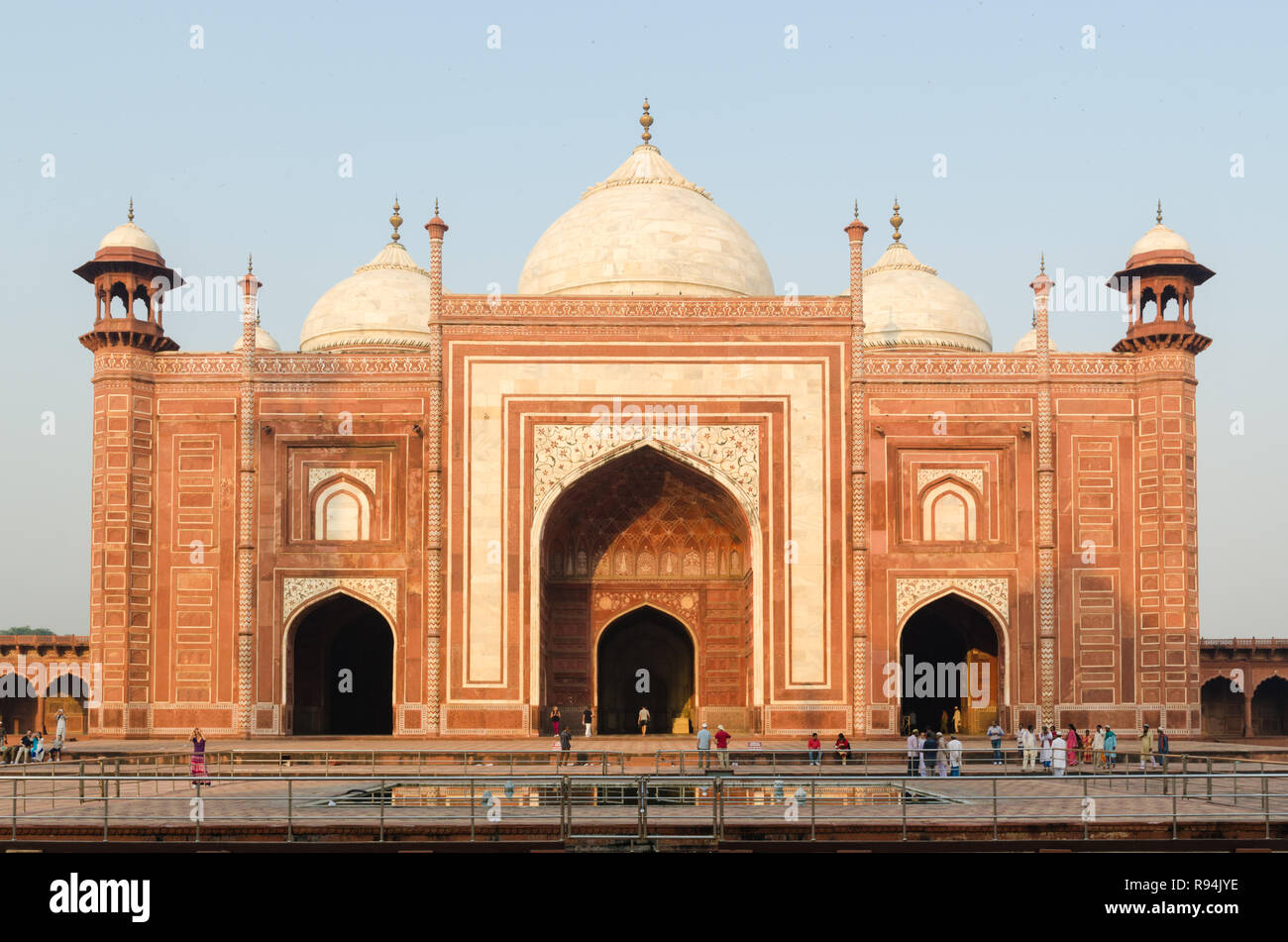 Red mosque architecture hi-res stock photography and images - Alamy