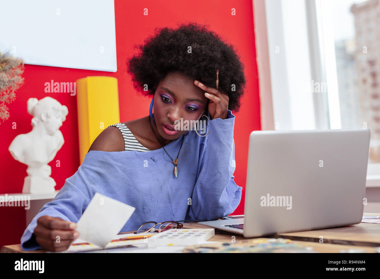 Concerned office hi-res stock photography and images - Alamy