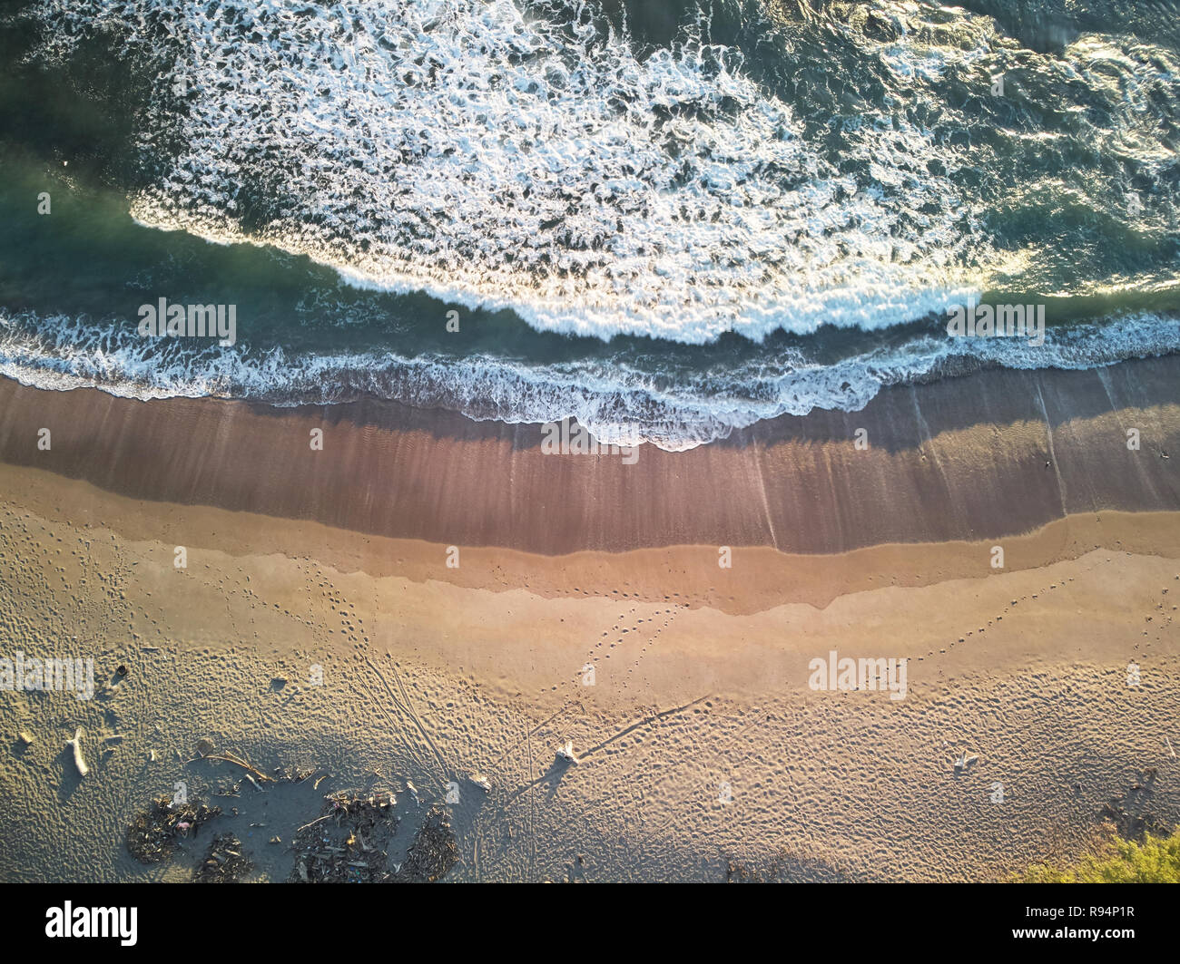 High above ocean hi-res stock photography and images - Alamy