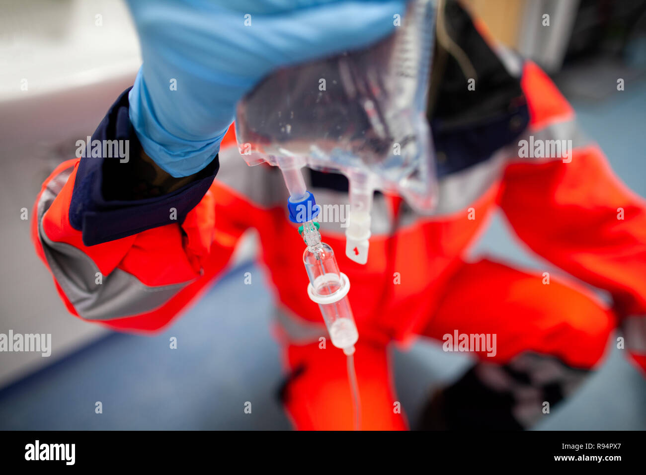 German paramedic trains emergency basics on a puppet Stock Photo - Alamy