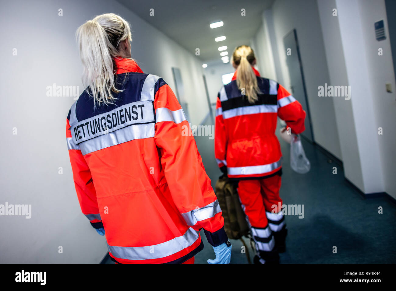 Rettungsdienst team hi-res stock photography and images - Alamy