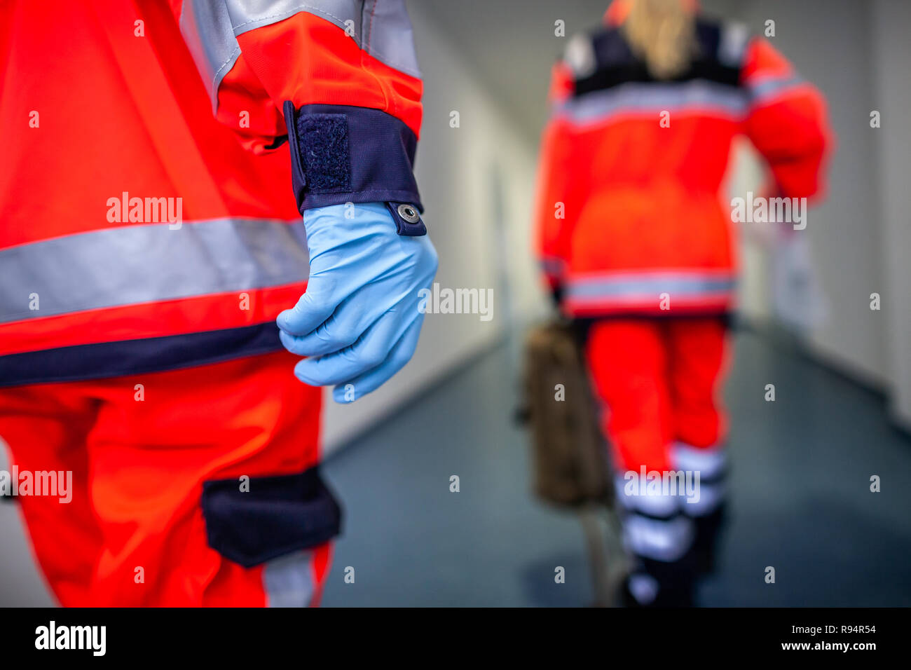 Paramedic tools hi-res stock photography and images - Alamy