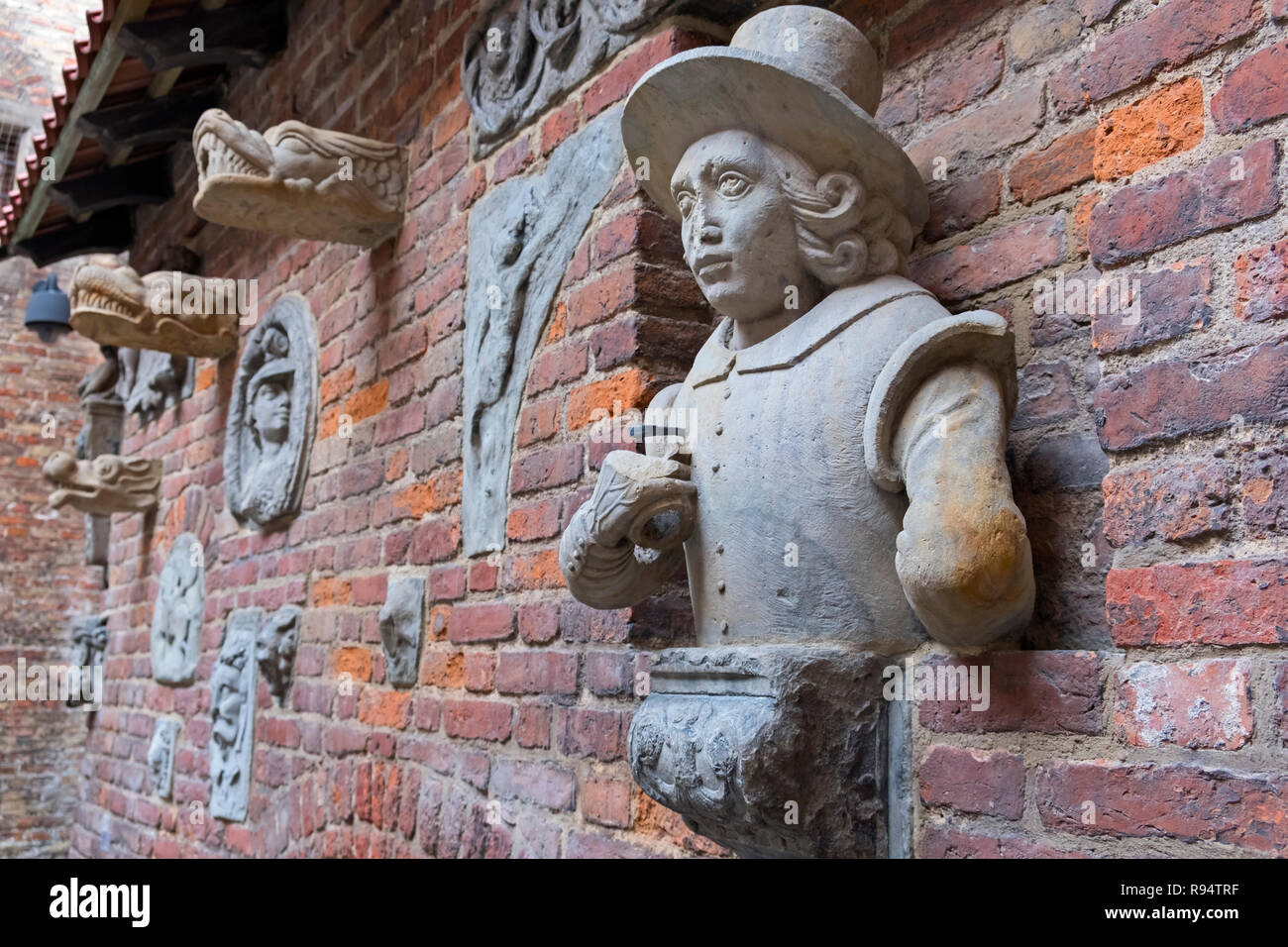 Inner courtyard statue Prison Tower Gdańsk Poland Stock Photo - Alamy
