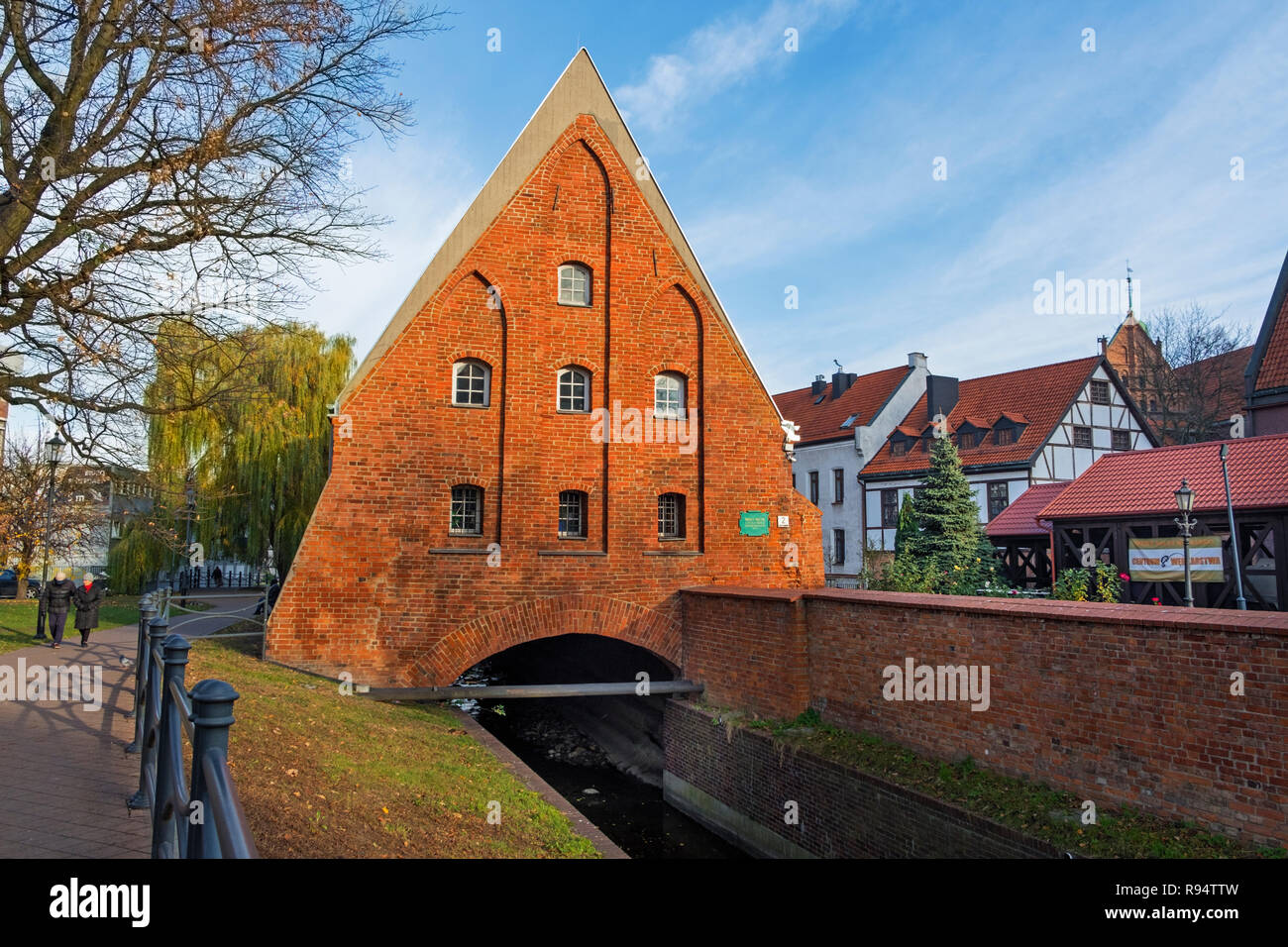 Old mlyn hi-res stock photography and images - Alamy