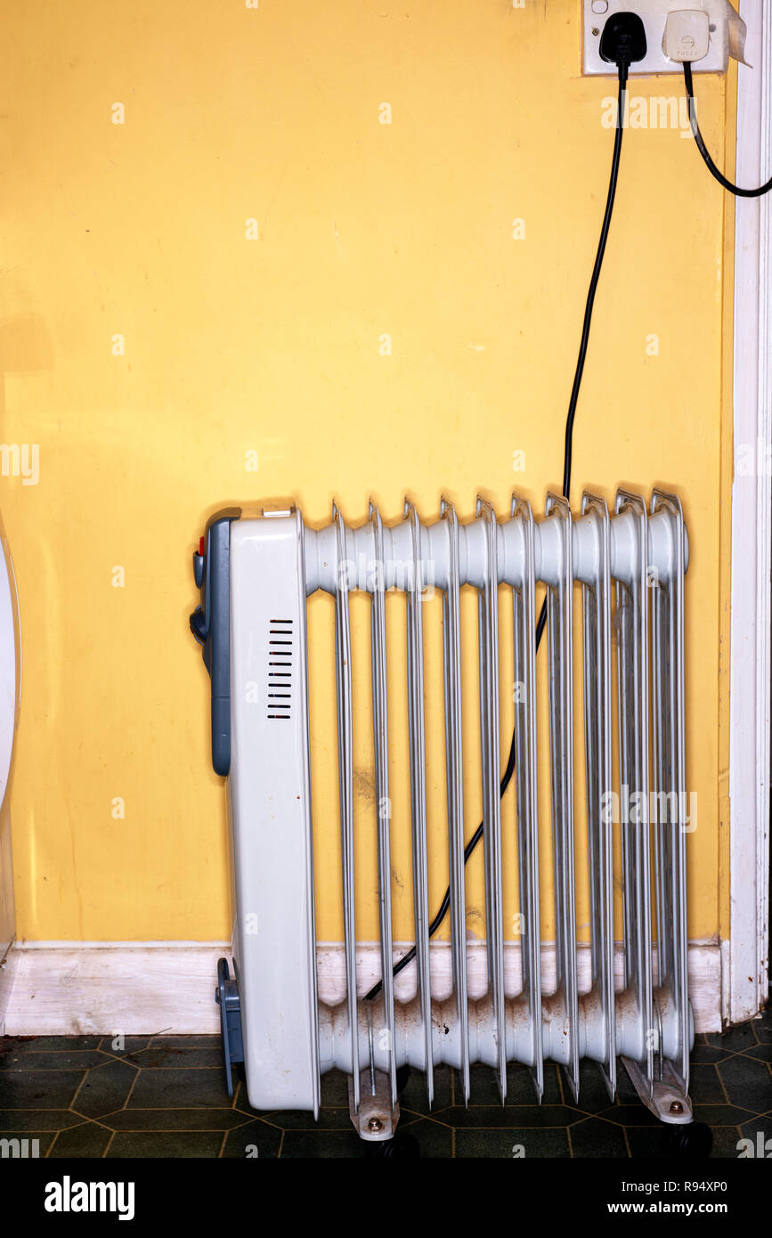 Electric heater hi-res stock photography and images - Alamy