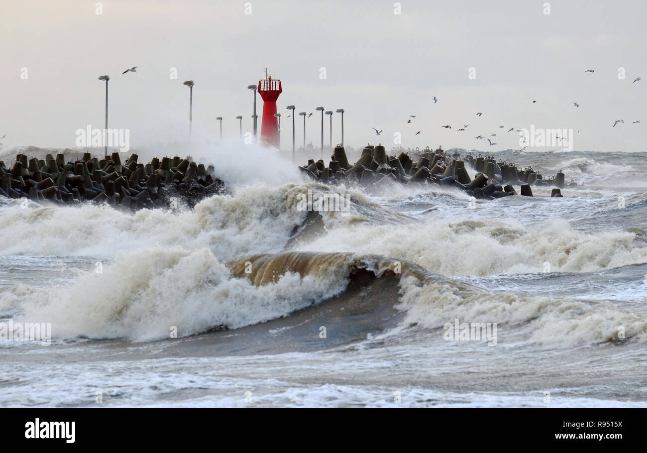Winter storm on the sea coast, Baltic Sea, Kolobrzeg, Poland Stock ...