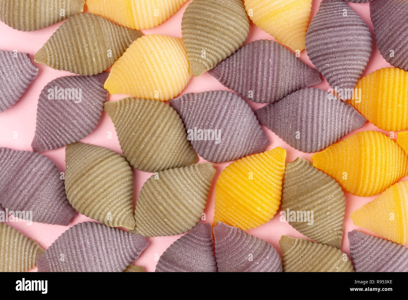 Conchiglie rigate hi-res stock photography and images - Alamy