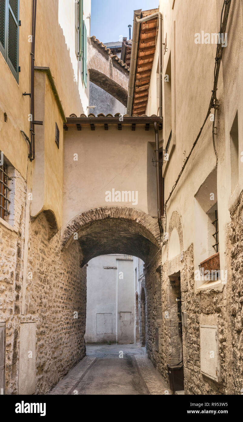 Via della trattoria hi-res stock photography and images - Alamy