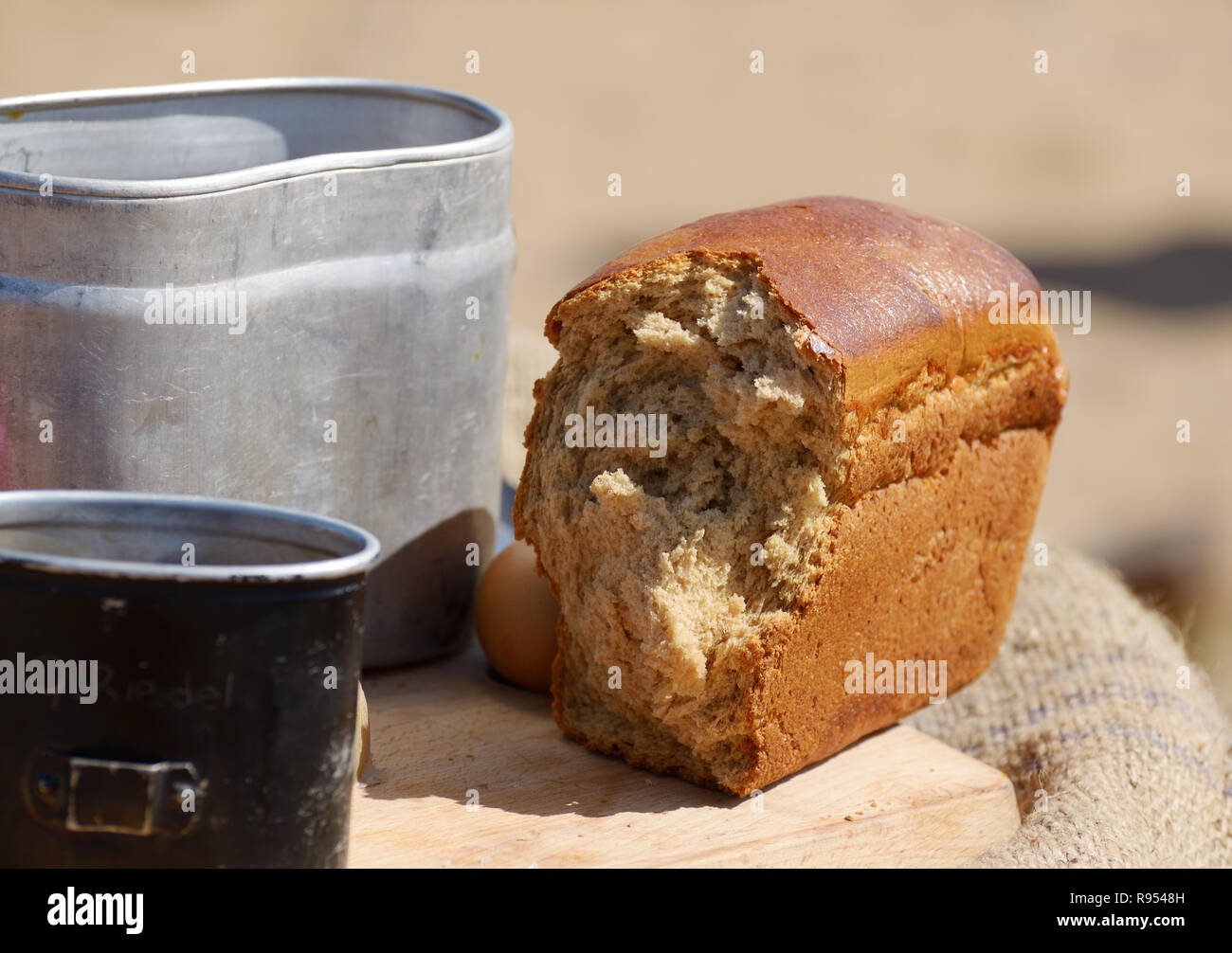 Army rations hi-res stock photography and images - Alamy