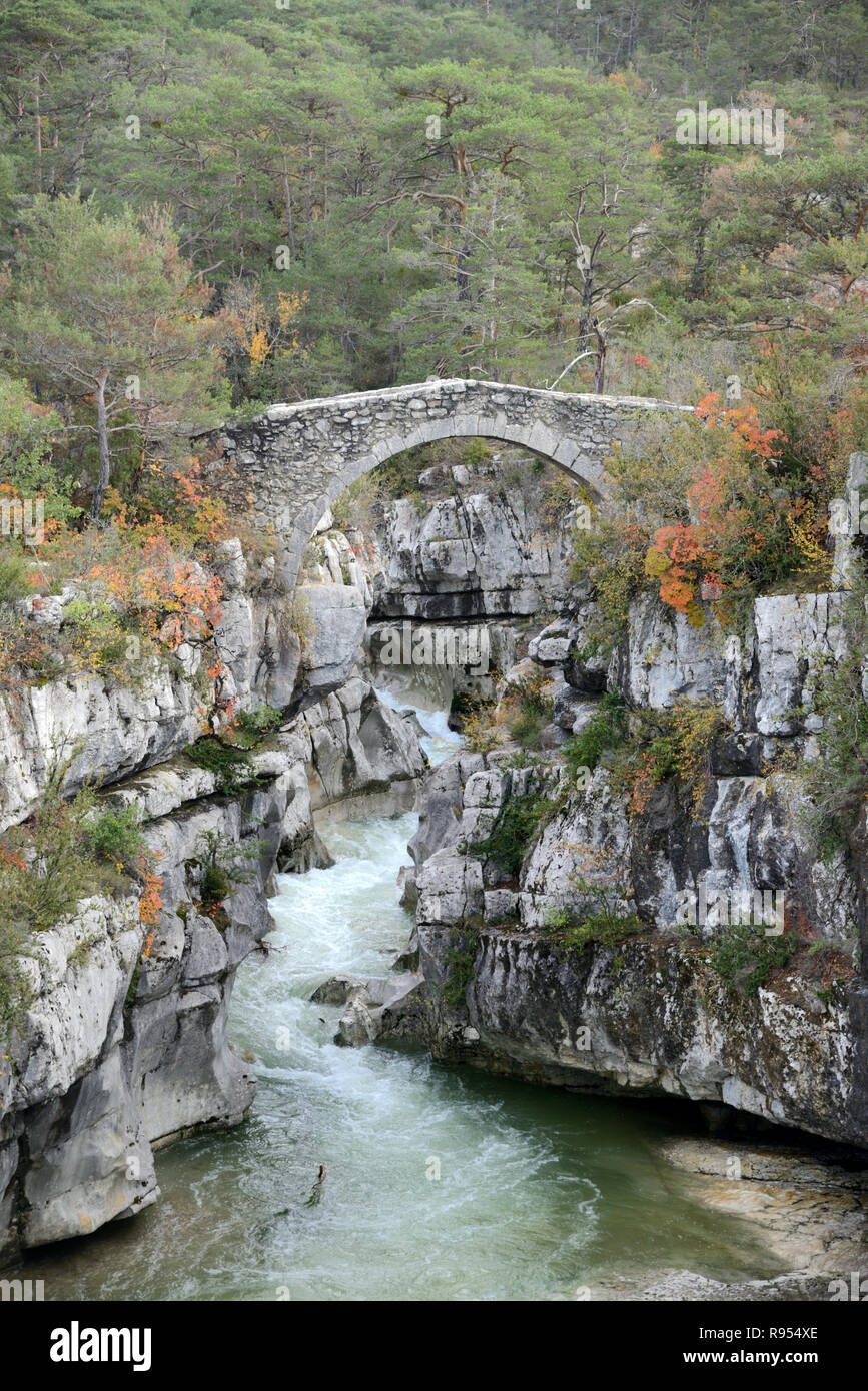 Bridge over ravine hi-res stock photography and images - Alamy