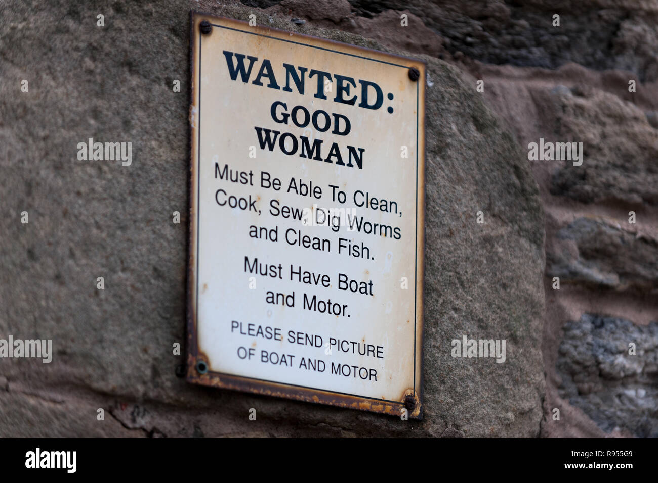 Funny signs hi-res stock photography and images - Alamy