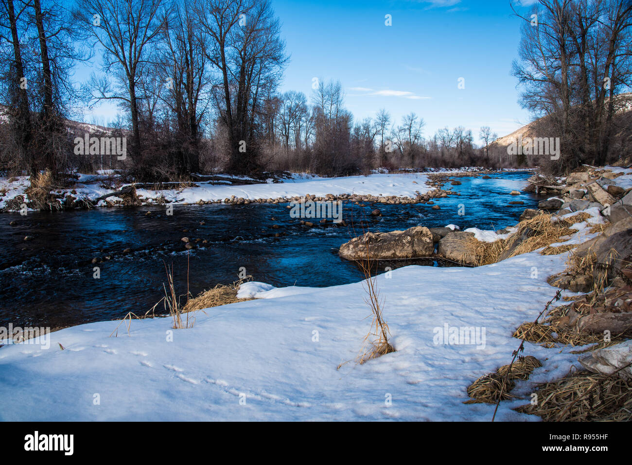Rural winter scene hi-res stock photography and images - Alamy