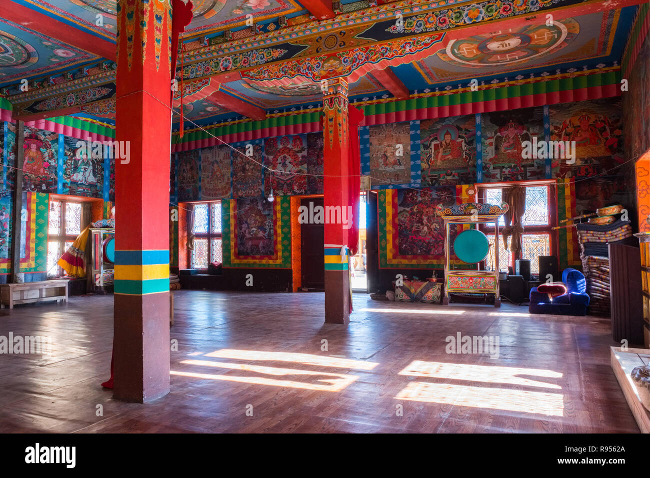 Monastery in village lho nepal hi-res stock photography and images - Alamy