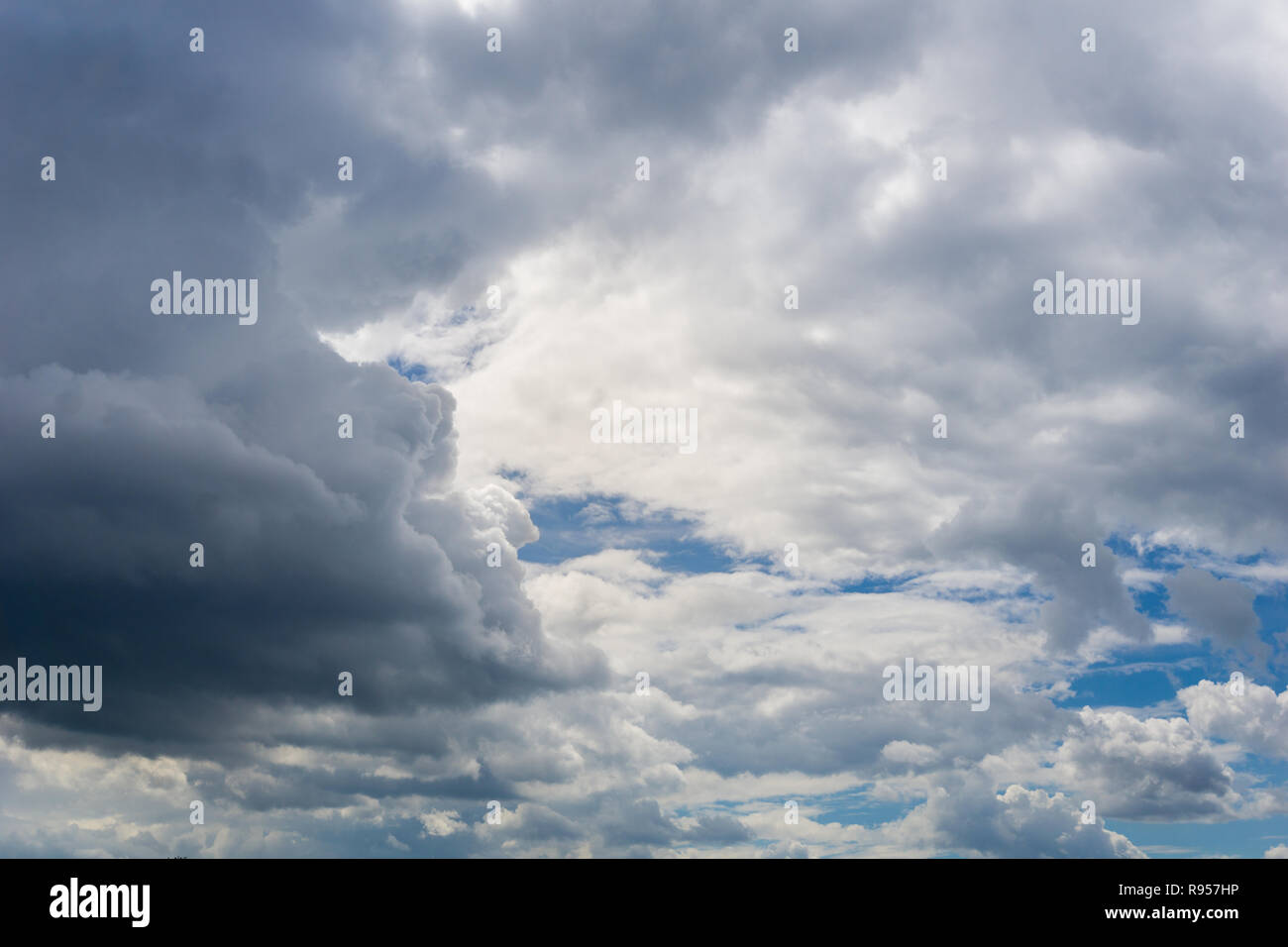 Big white massive cumulus clouds hi-res stock photography and images ...