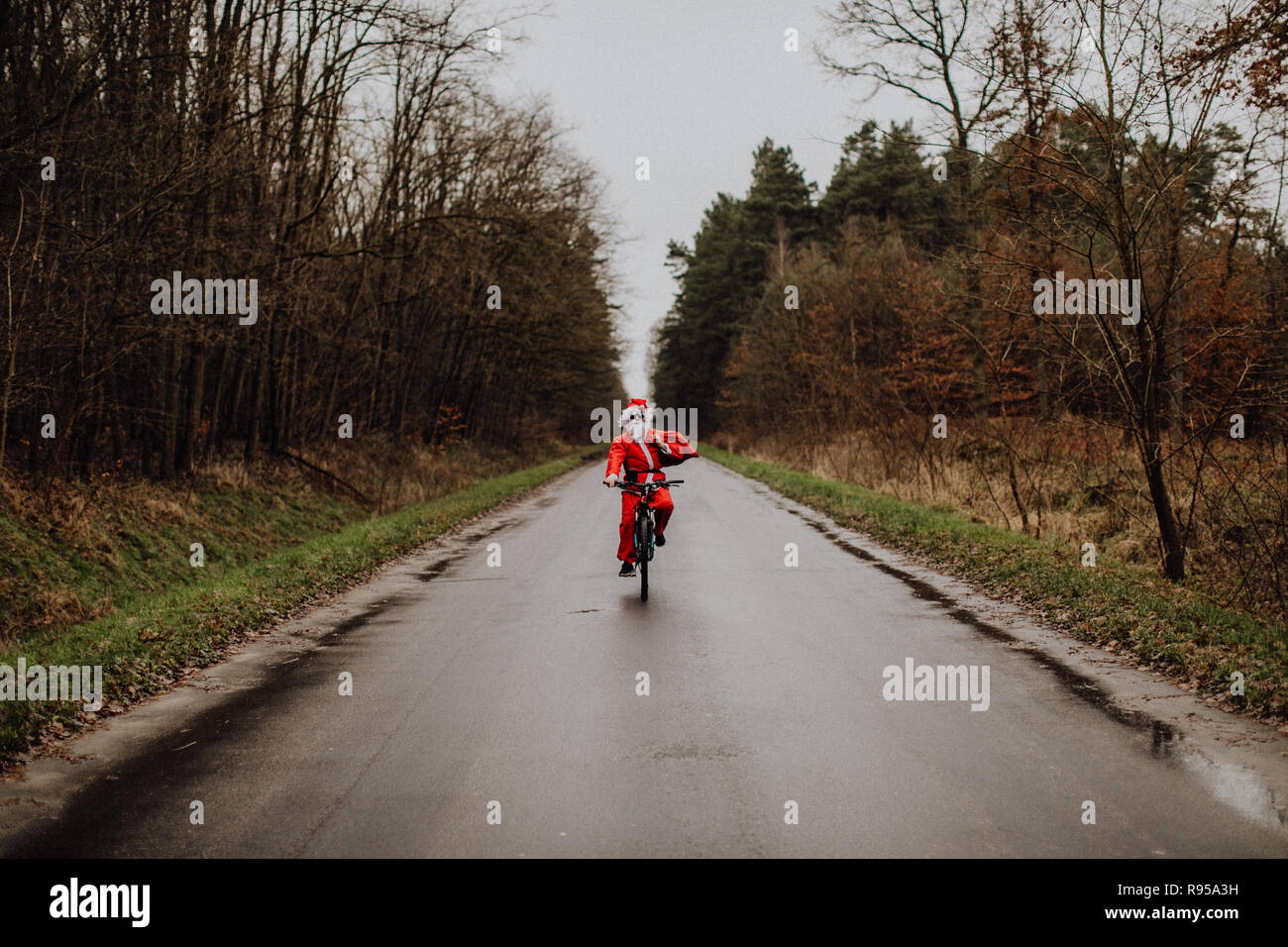 Crazy santa hi-res stock photography and images - Alamy