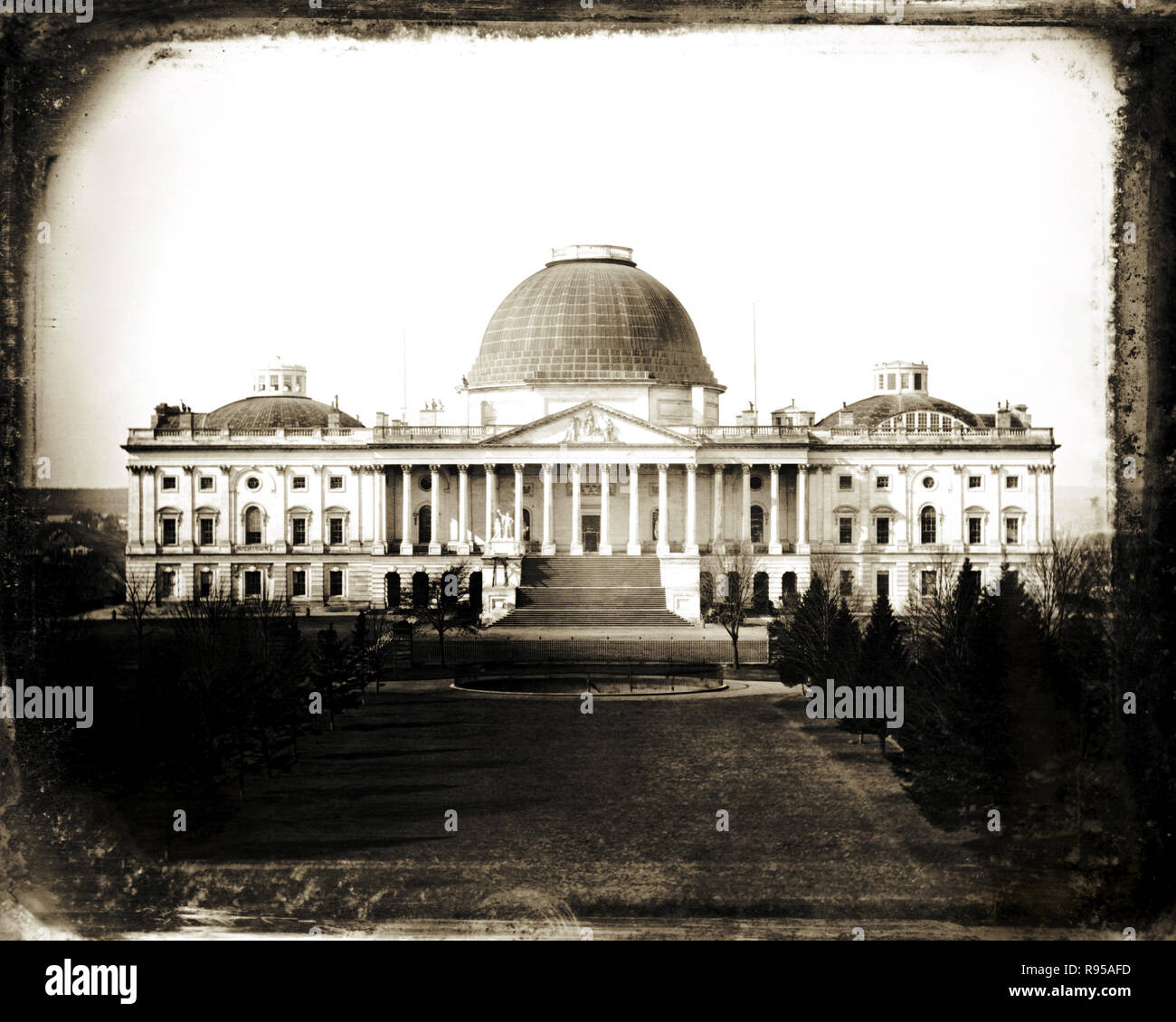 Old war images hi-res stock photography and images - Alamy