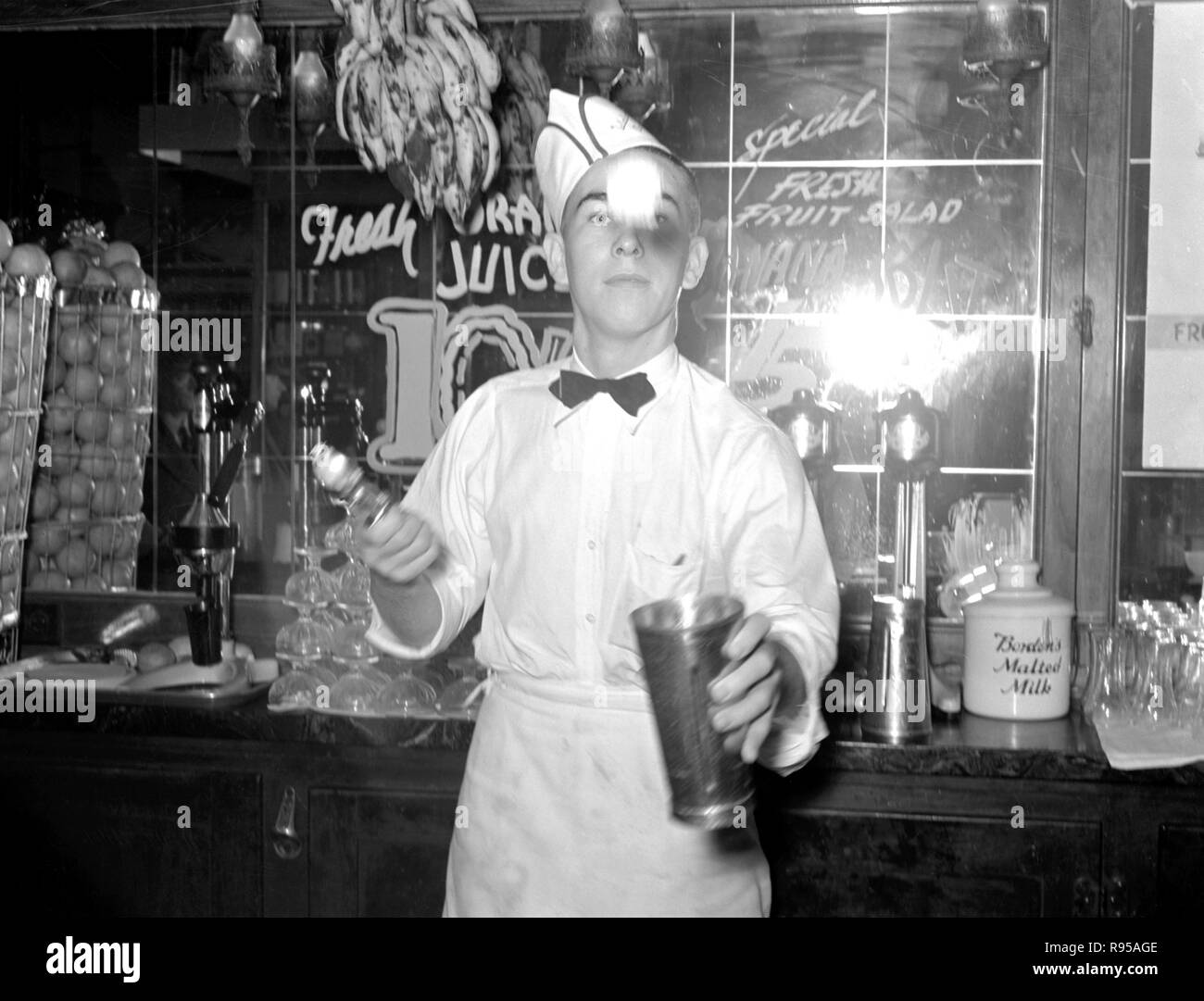 Christi shake High Resolution Stock Photography and Images - Alamy