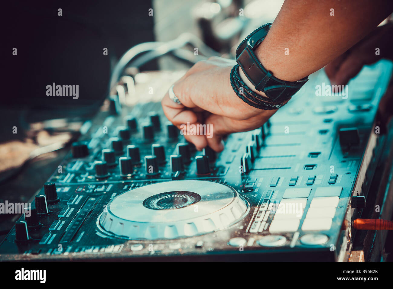 Summer edm hi-res stock photography and images - Alamy