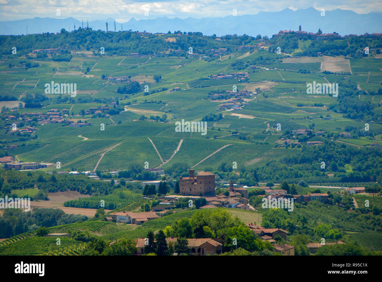 The hills of Langhe with the Castle of Grinzane Cavour, Piedmont ...