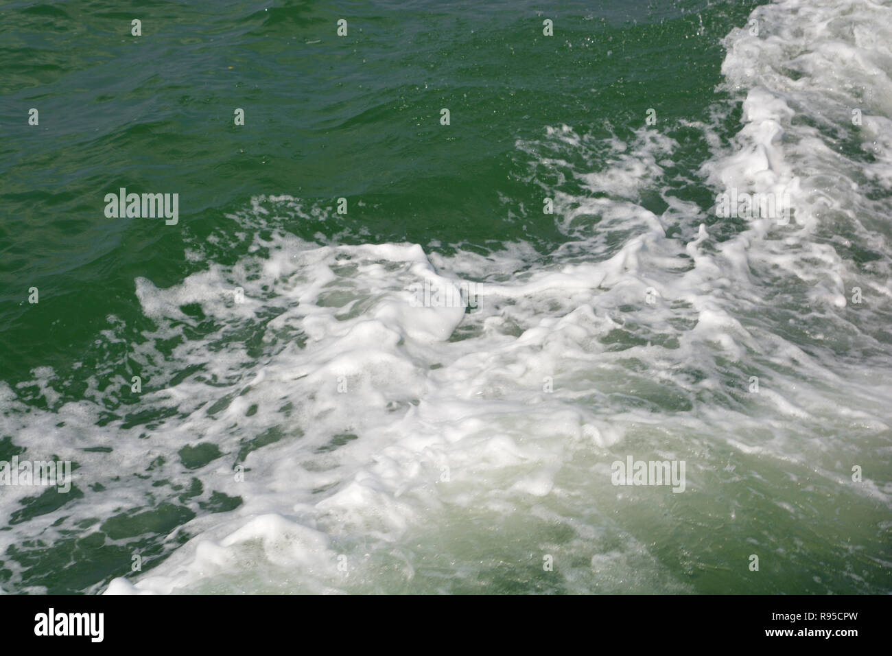 Sea surf diagonal waves hi-res stock photography and images - Alamy