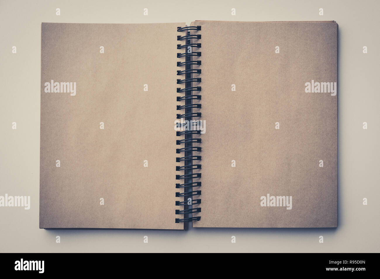 Blank open notebook mockup hi-res stock photography and images - Alamy
