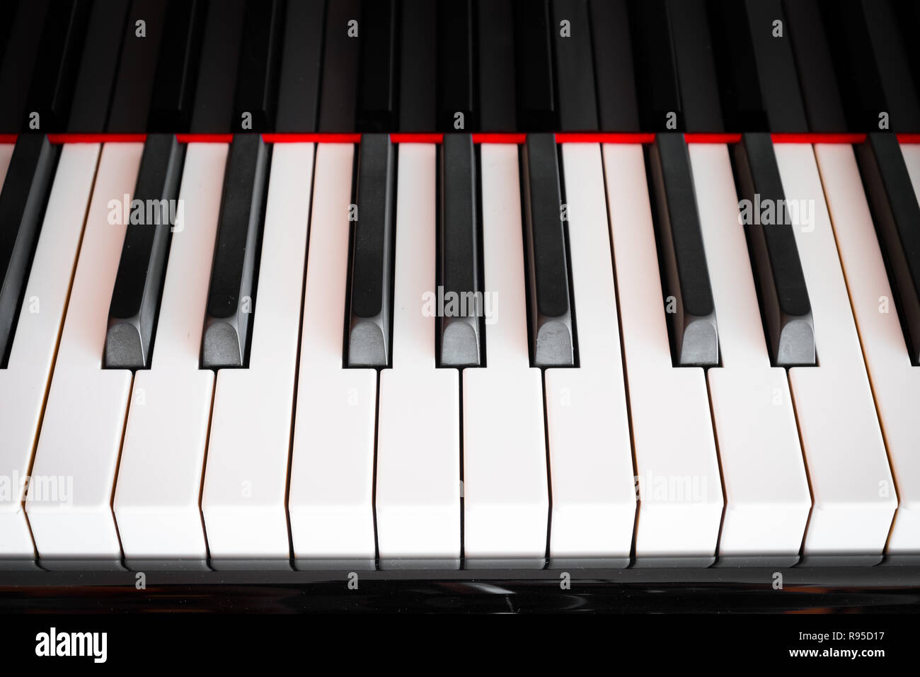 piano kayboard frontal view, straight keyboard Stock Photo - Alamy