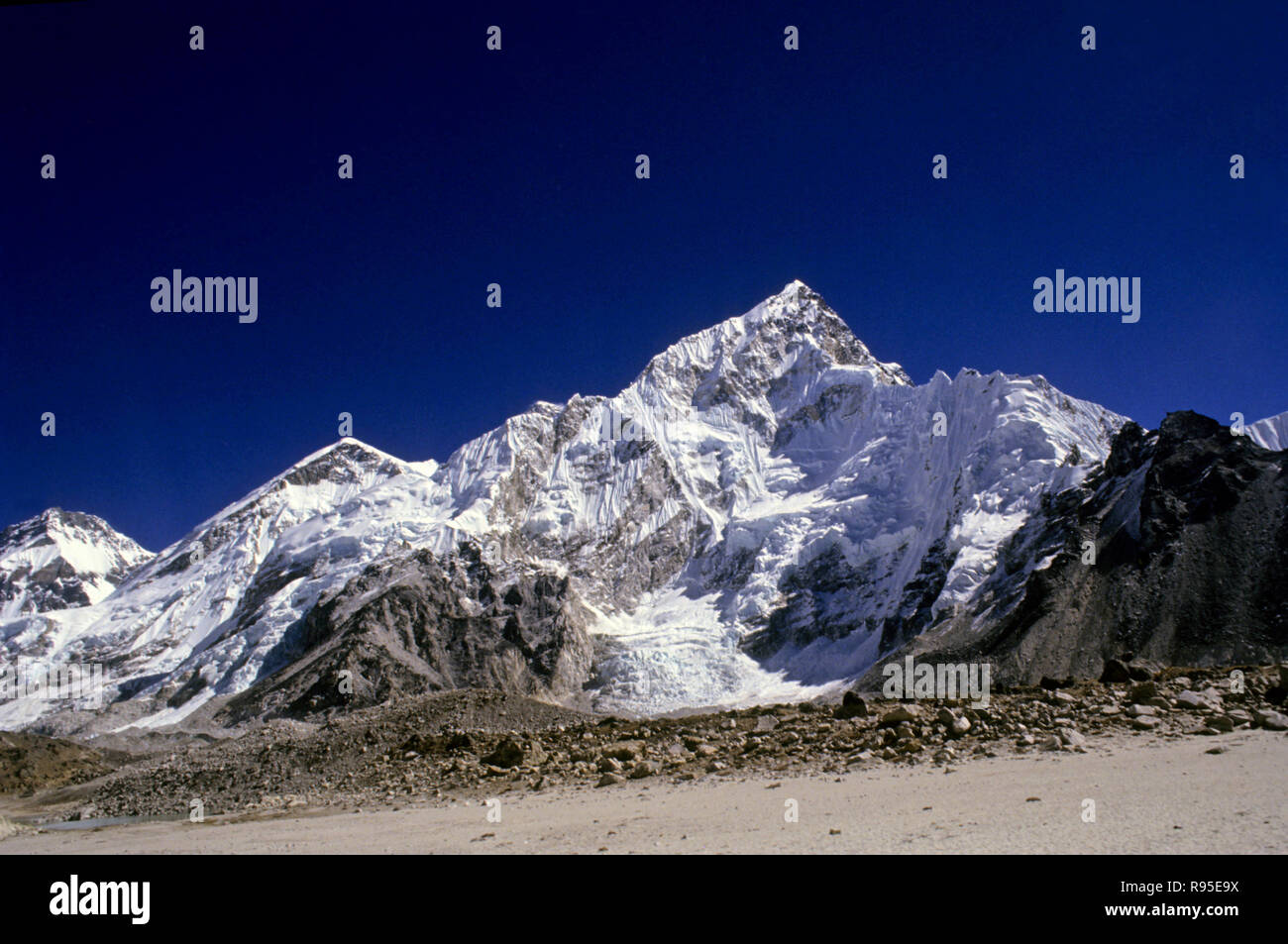 snow peaks, india Stock Photo - Alamy
