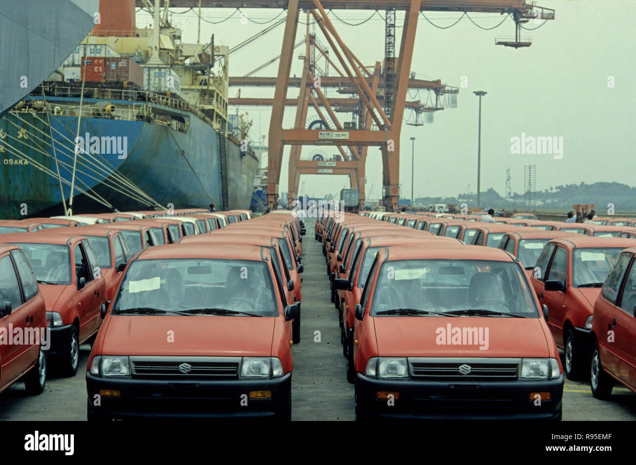 Export vehicles hi-res stock photography and images - Alamy